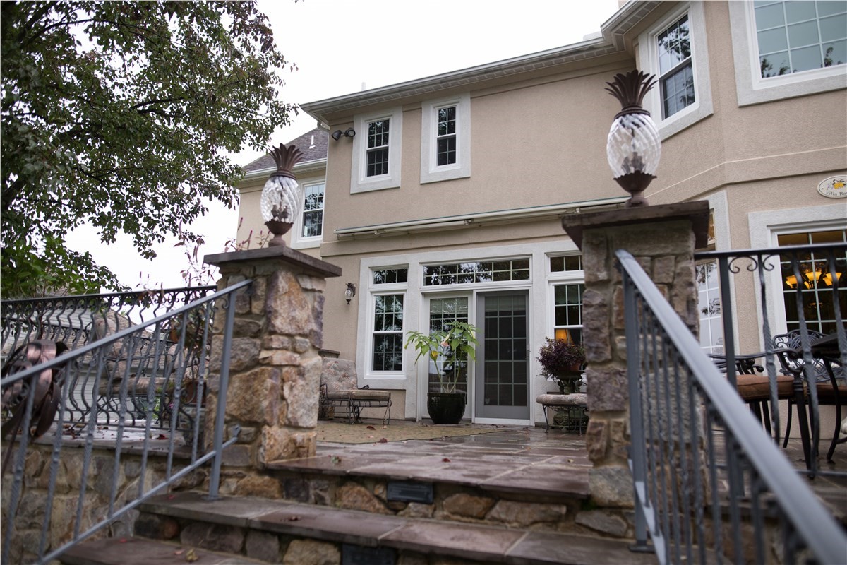 Limited Time Replacement Windows Sale from West Shore